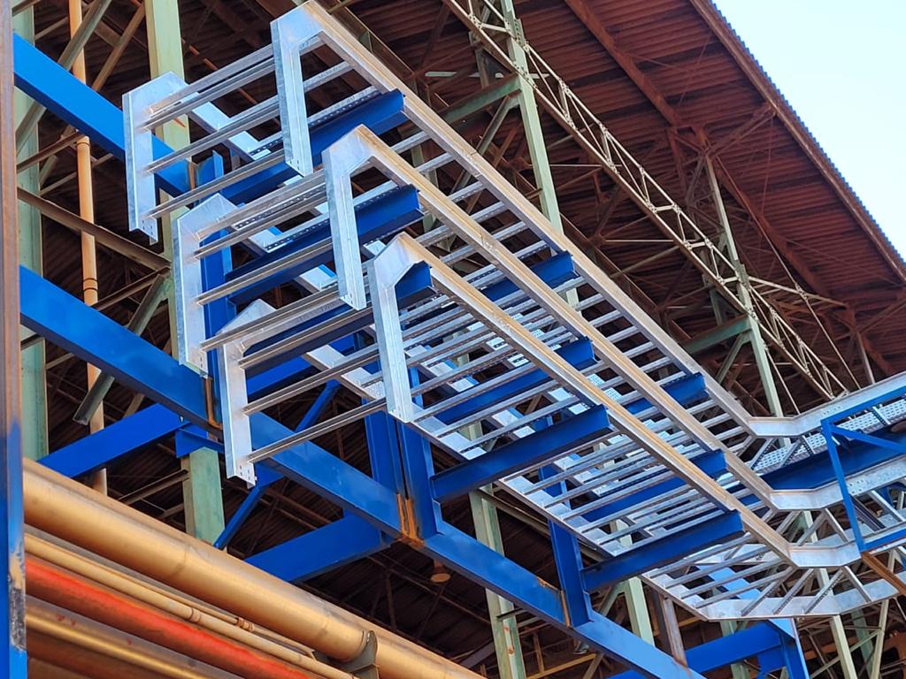 Leito para Cabos | Inecel